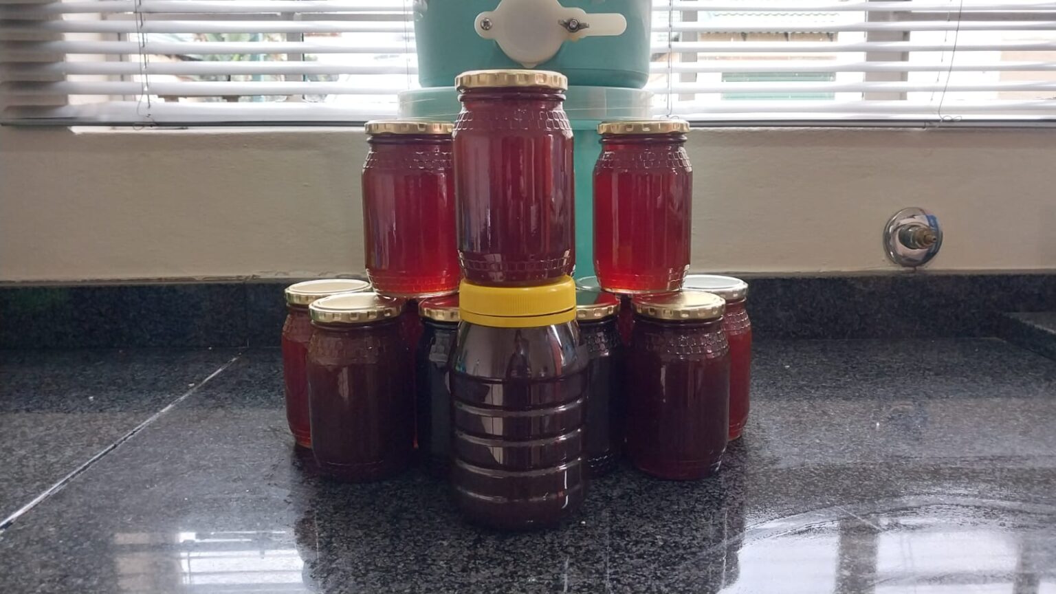 Frank's Honey Company – Frank's Honey Company